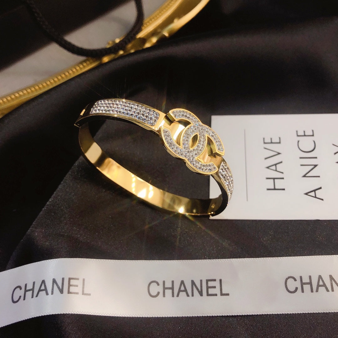 🌟Stylish C-shaped bracelet – LOUCONSTELLATION